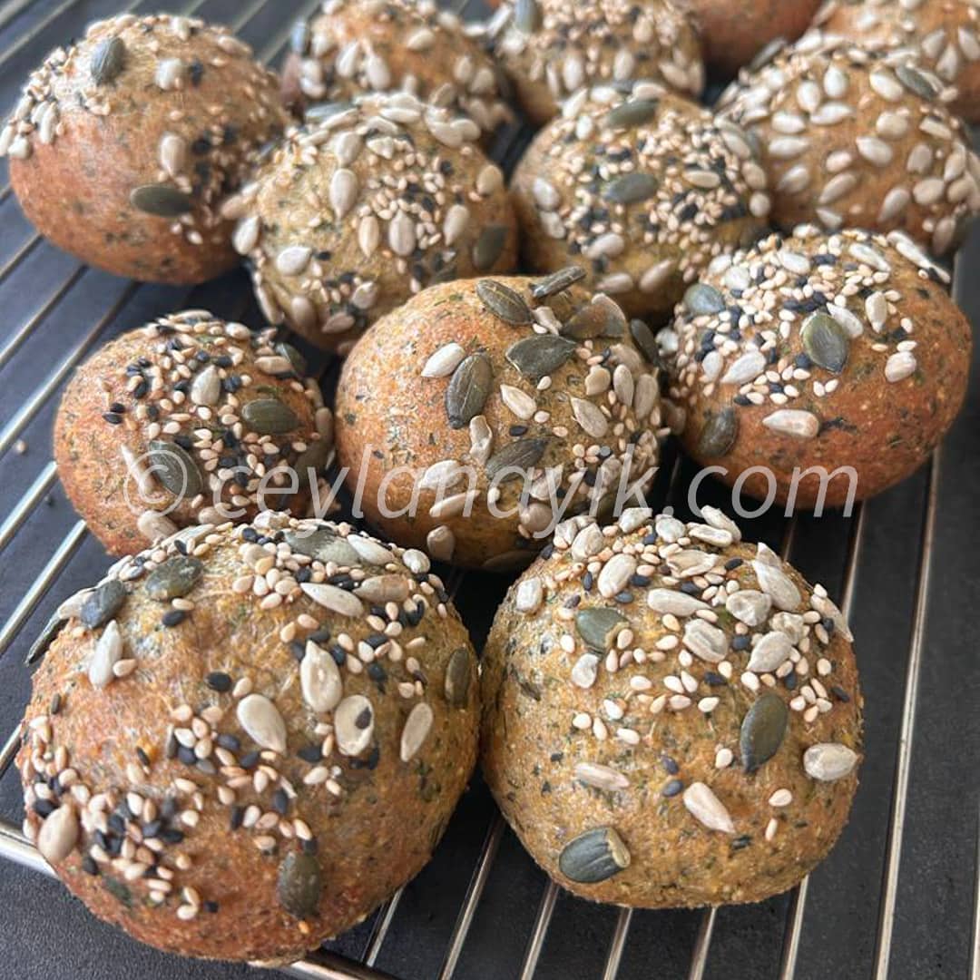 Mung Dahl or Red Lentil Bread Rolls